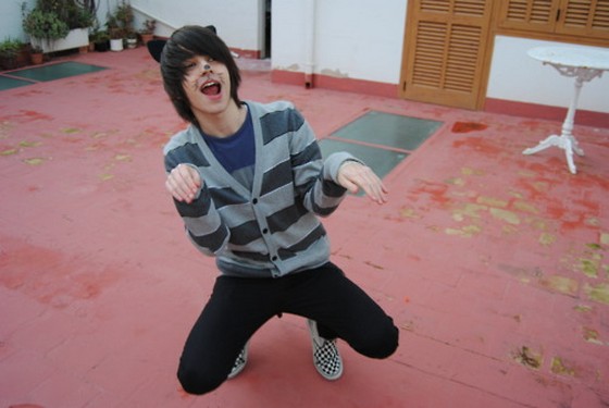 Emo boy cute happy dance | nineimages