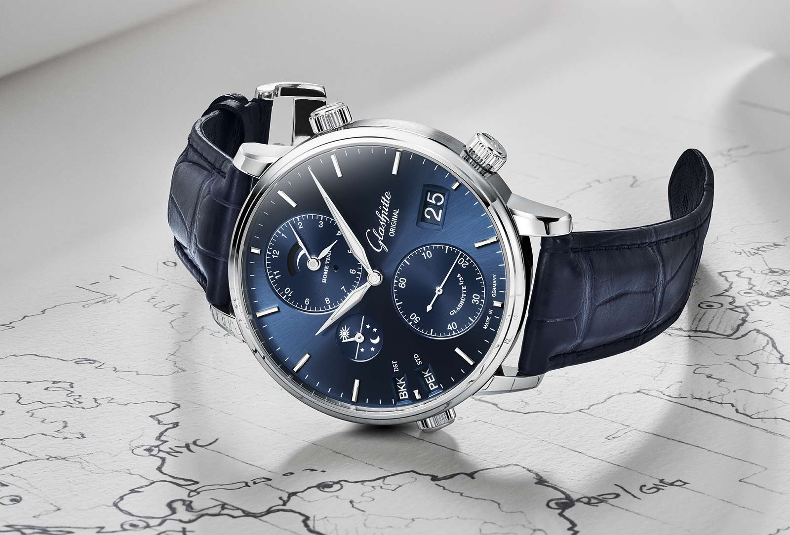 Glashütte Original - Senator Cosmopolite midnight blue | Time and ...