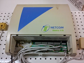 Redes de datos: Centralita NETCOM Básica 4/8