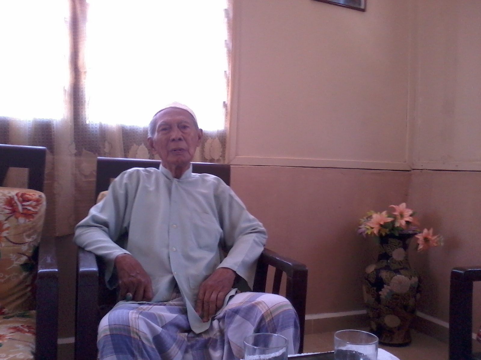 BUAH PUKUL MERSING: KUNJUNGAN ZIARAH ANAK MURID PAK TEH MAT YASIN PADA ...