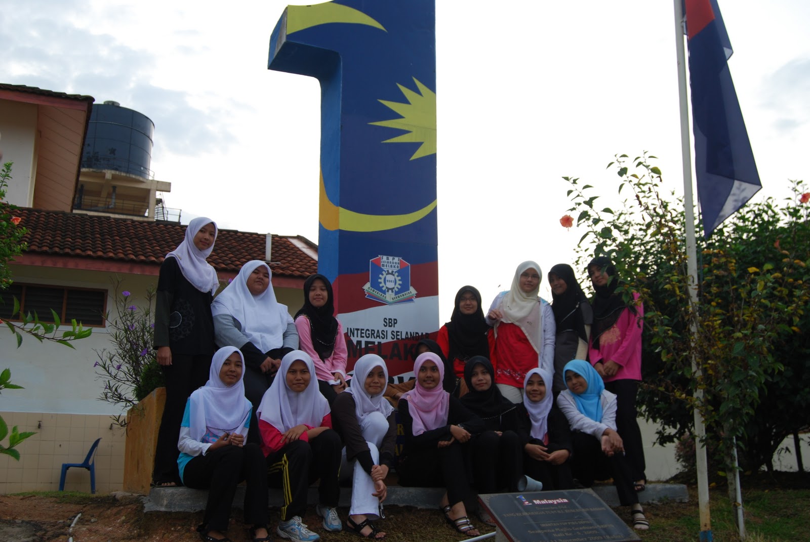 PREFECTORIAL BOARD SBPI SELANDAR: 2011