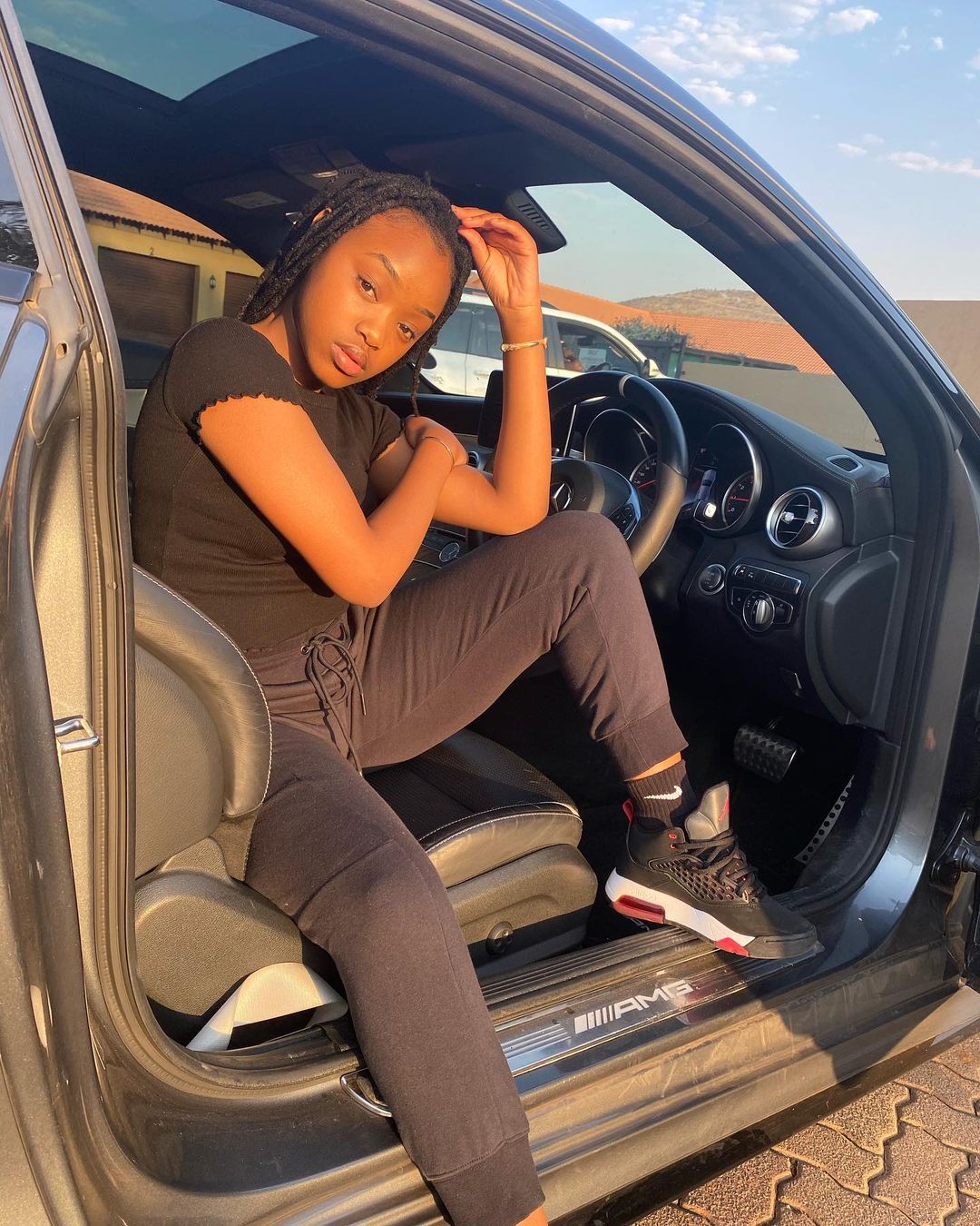 Car photos of The Bomb RSA Andiswa TS (her boyfriend, Tumelo Mphai car)