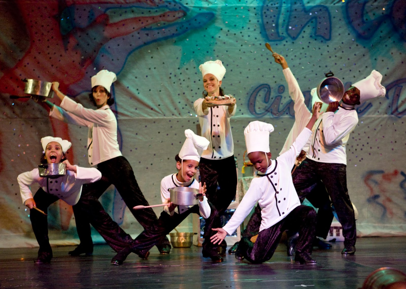 In' Cena Cia de Dança: Sapateado