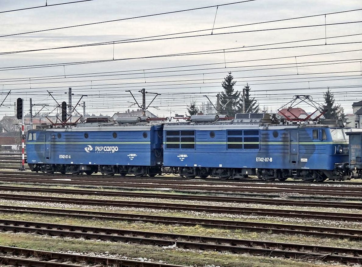 ET42-07 na stacji Kielce Herbskie | Kolejowe Kielce