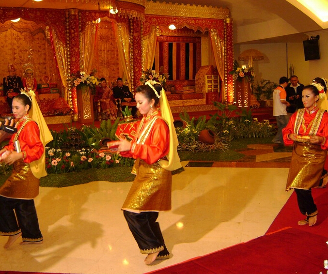 PAKAIAN ADAT ACEH hub. 081297046330 atau 085211711318