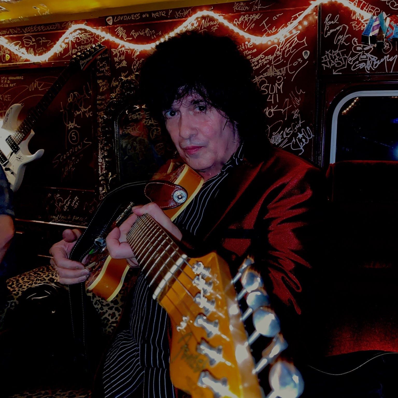 Interview with The Romantics Guitarist and Founder Mike Skill