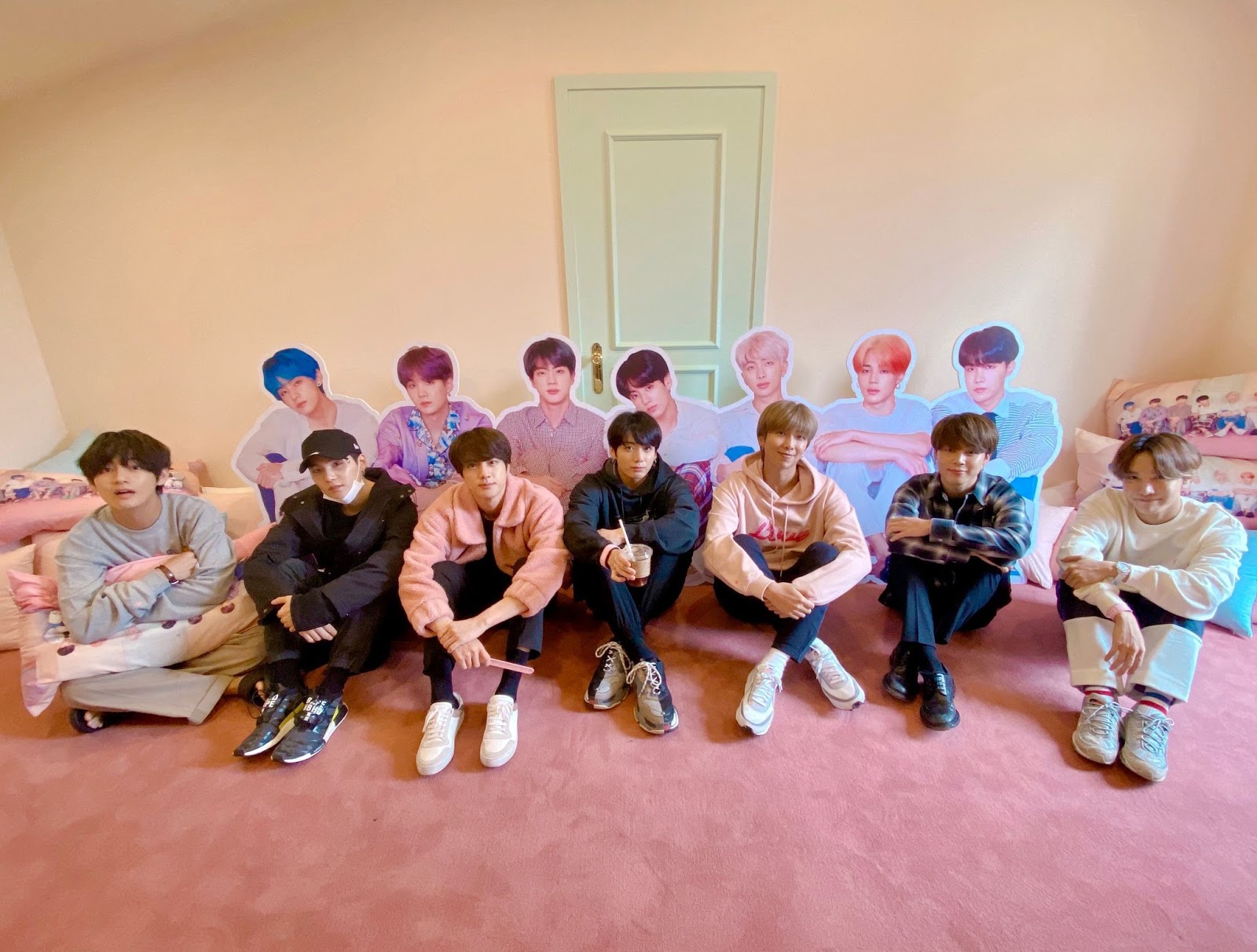 MOMENT LUCU YANG TERJADI SAAT BTS MENGUJUNGI BTS POP-UP : HOUSE OF BTS