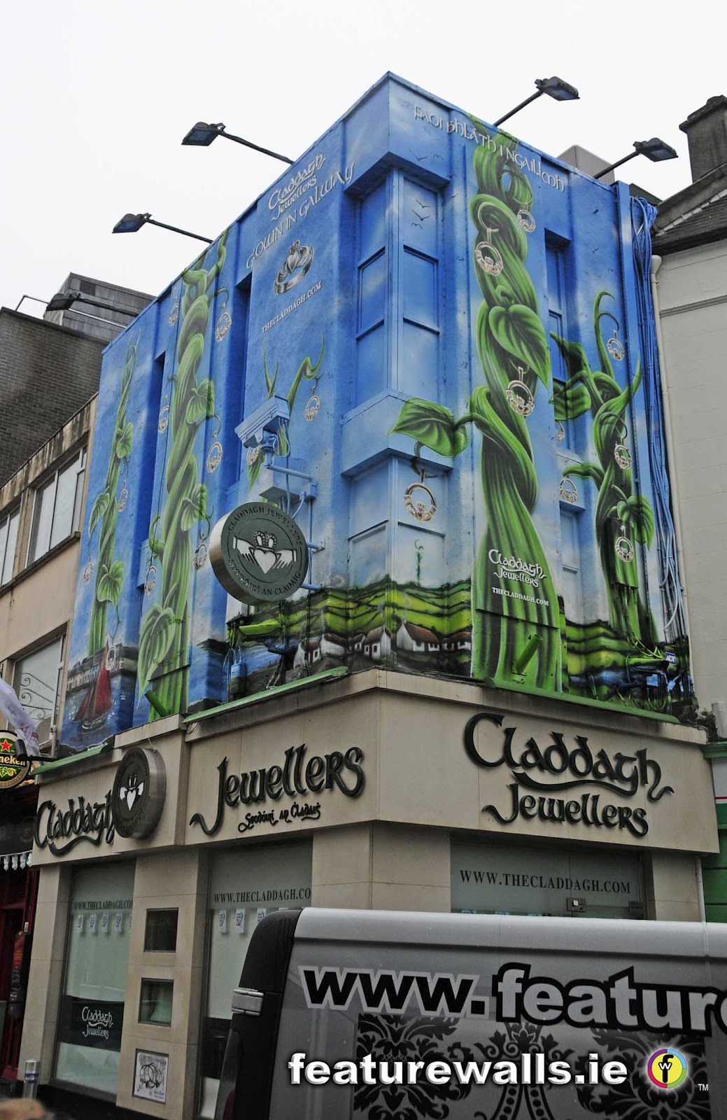 Mural Painting Professionals featurewalls.ie: SHOP STREET MURAL GALWAY