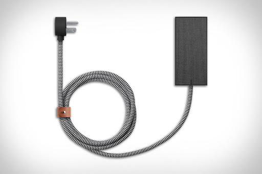 Native Union's Smart Hub Bridge Charger | The Collective Loop