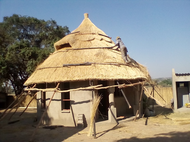 Thatched kitchen and round hut thatching in Zimbabwe call or WhatsApp ...