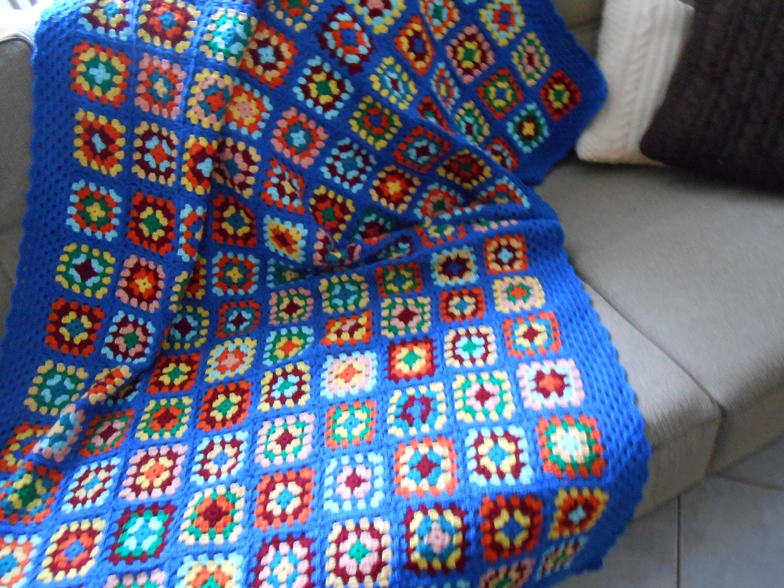 ANIPATCH: Coperta all'uncinetto