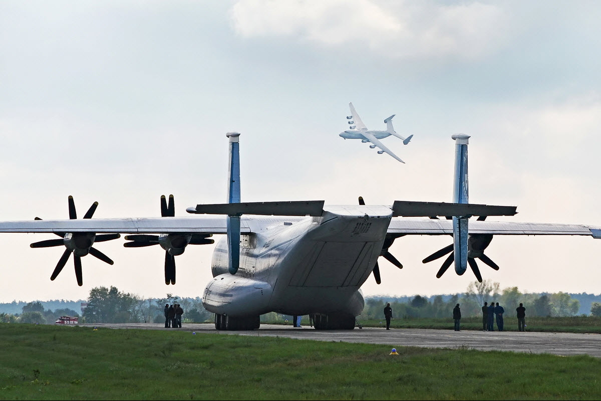 planepictures: Antonov An-22