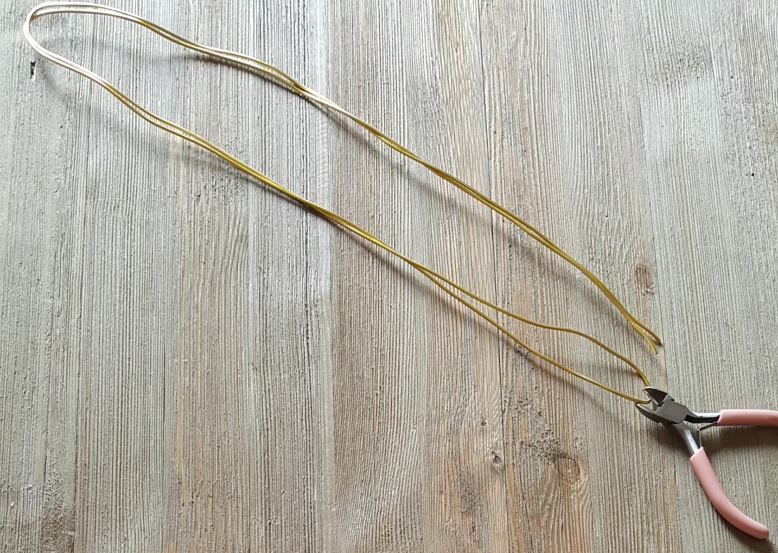 Wire Hat Stands - Sew Crafty Crochet