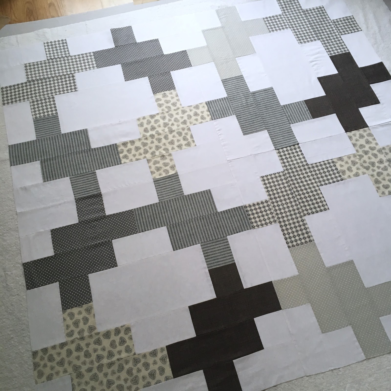 buttercup and roses & building blocks quilts / CHARM ABOUT YOU