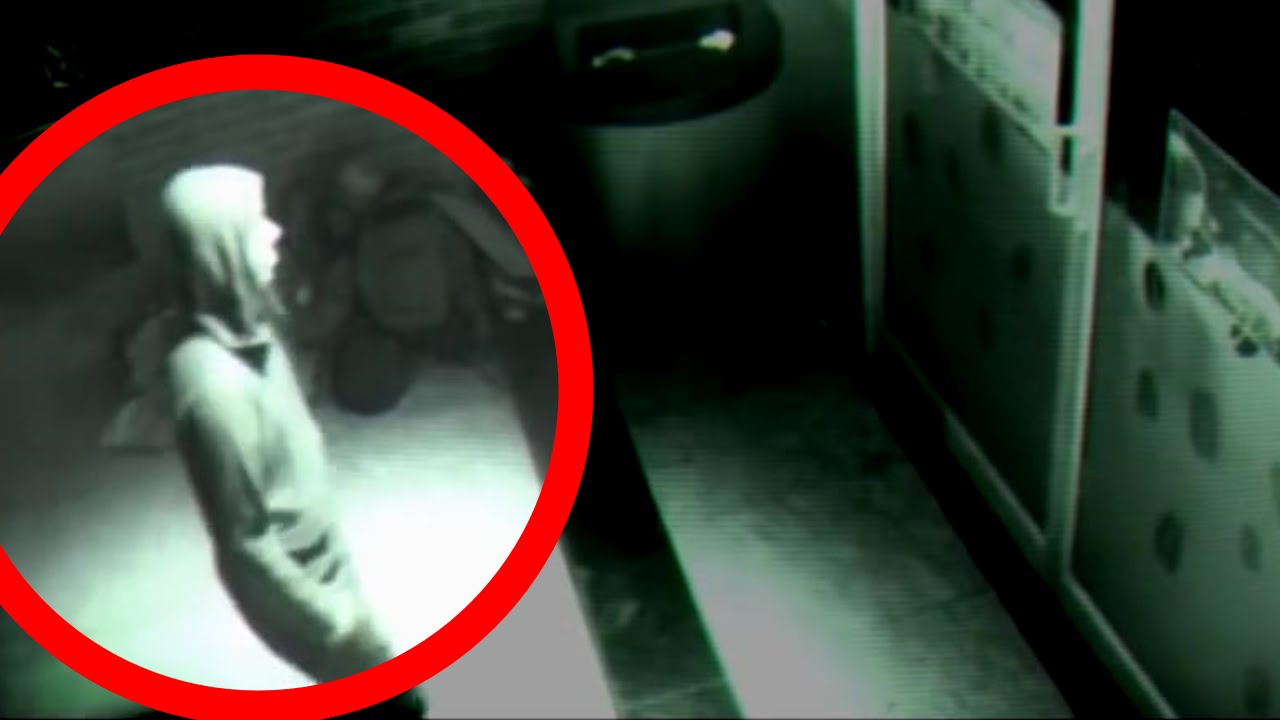 Man Walks Through Wall Caught on CCTV Camera