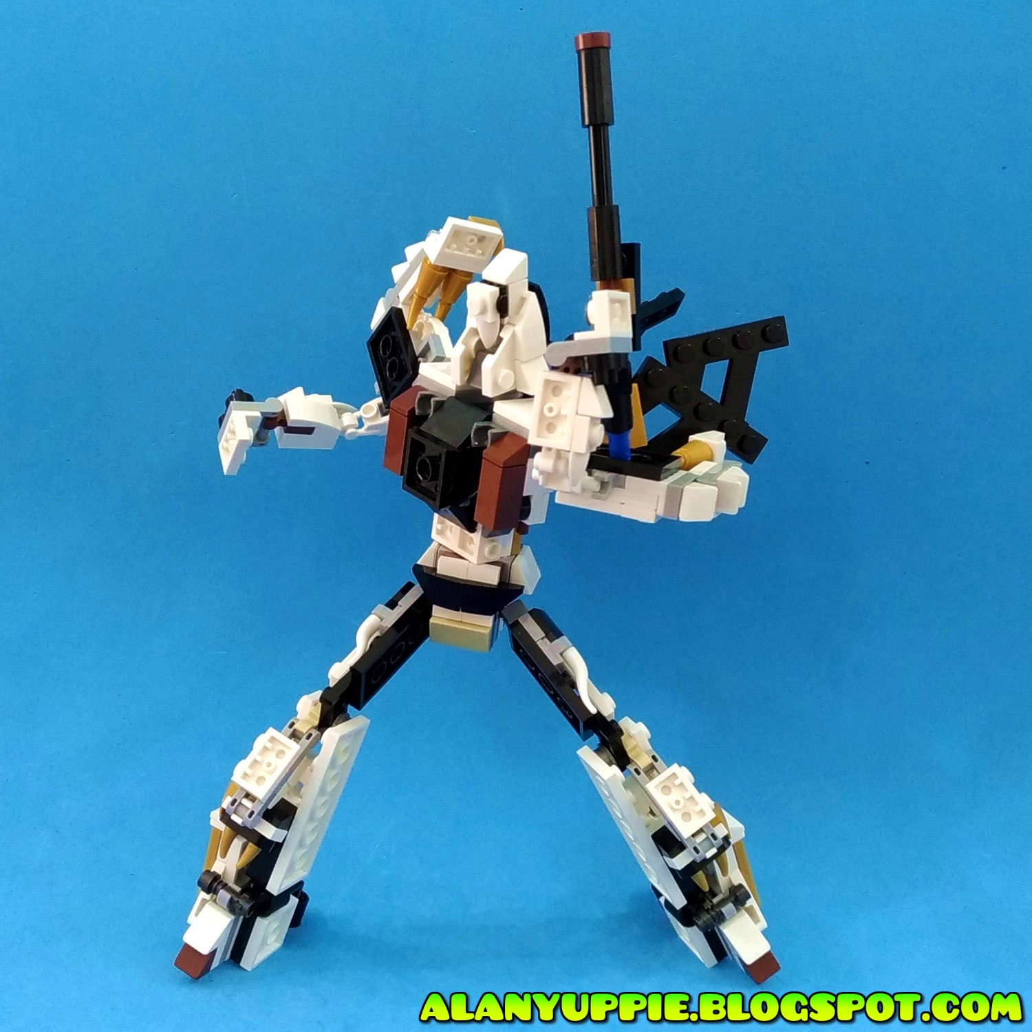 Alanyuppie's LEGO Transformers: Video Tutorial: Transformer White Lion ...