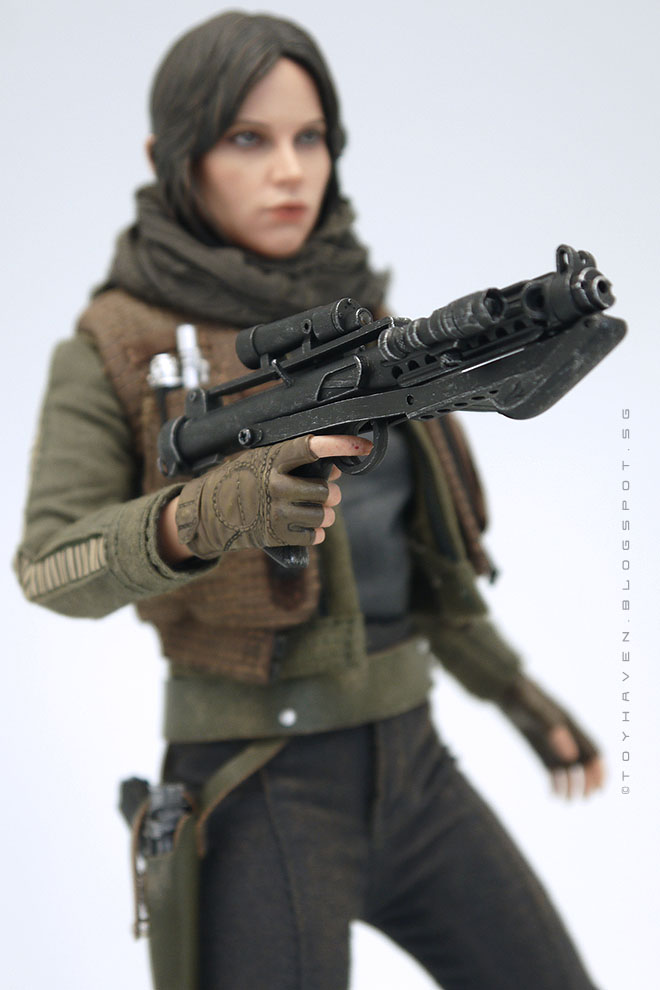 toyhaven: Hot Toys Rogue One 1/6th scale Jyn Erso Collectible Figure ...