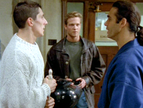 I Think, Therefore I Review.: Highlander: The Series Season 4