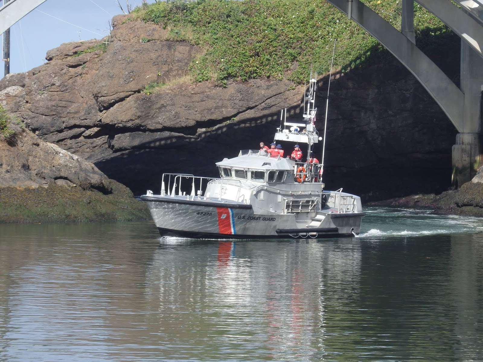 2 On the Road: World's Smallest Harbor