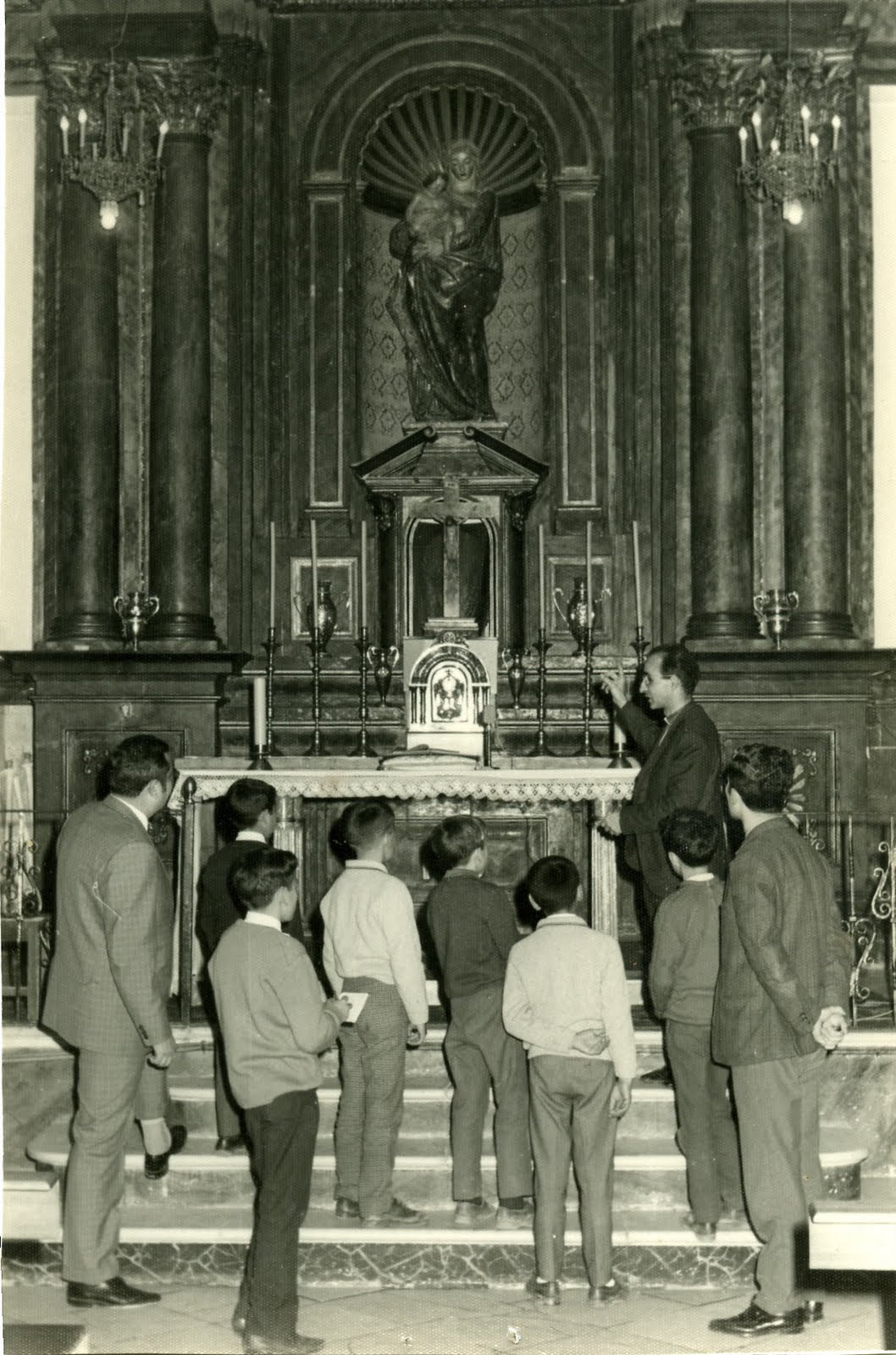 Manuel Cabello y Esperanza Izquierdo. "El blog de Ocurris". En Ubrique ...