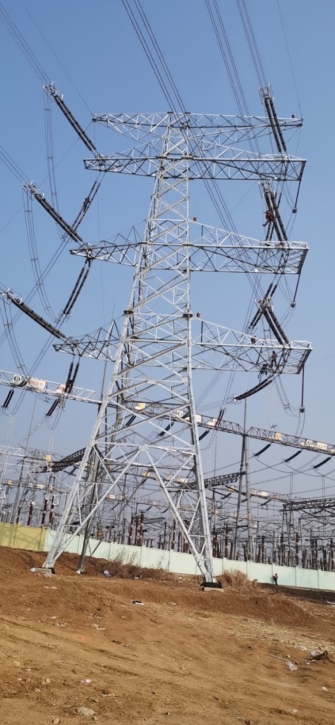 L-864 Solar Obstruction Lighting Solutions for High Voltage Pylons ...