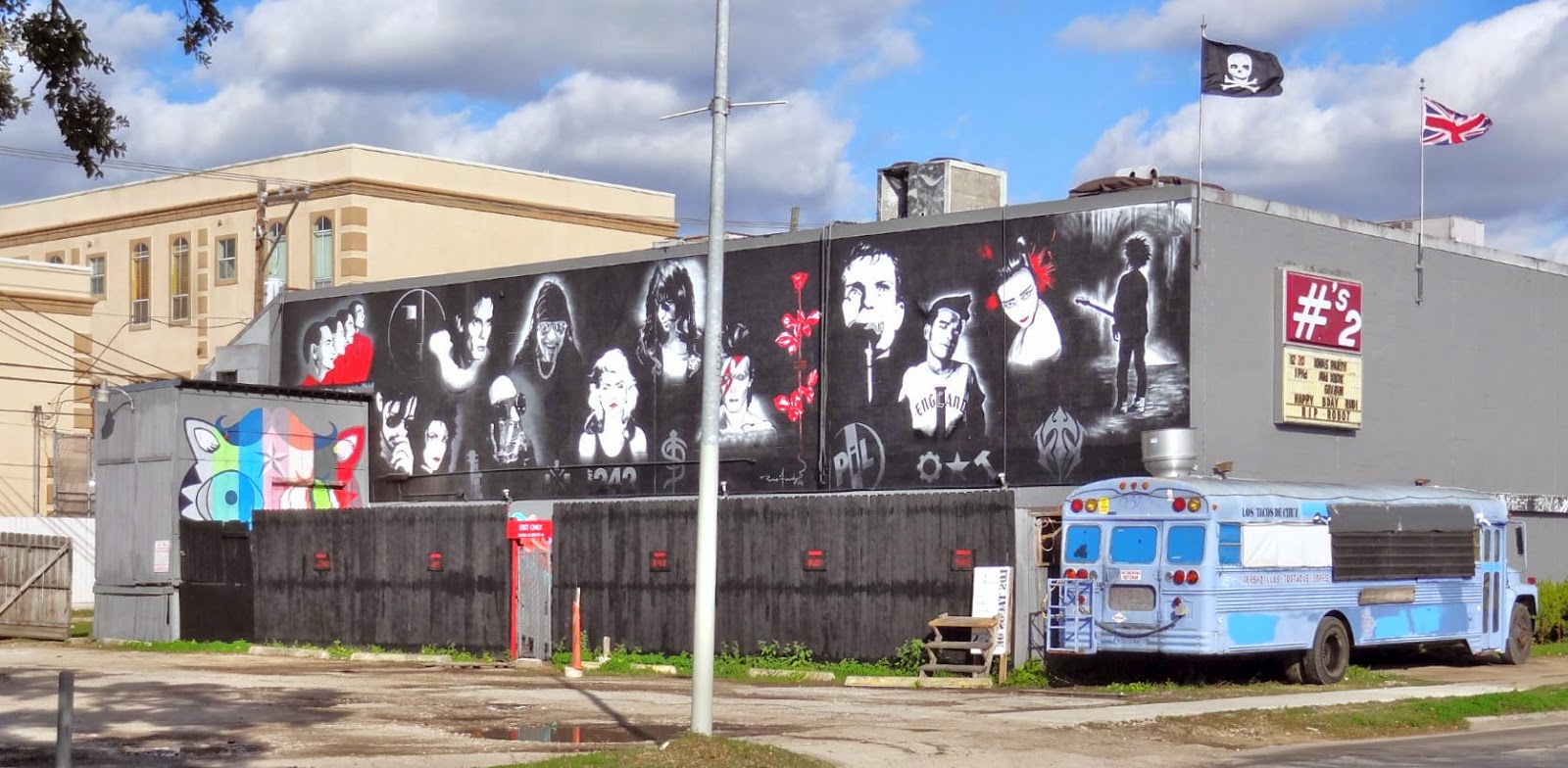 Houston in Pics: Muralism Houston-style - Art walls in Downtown, Midtow