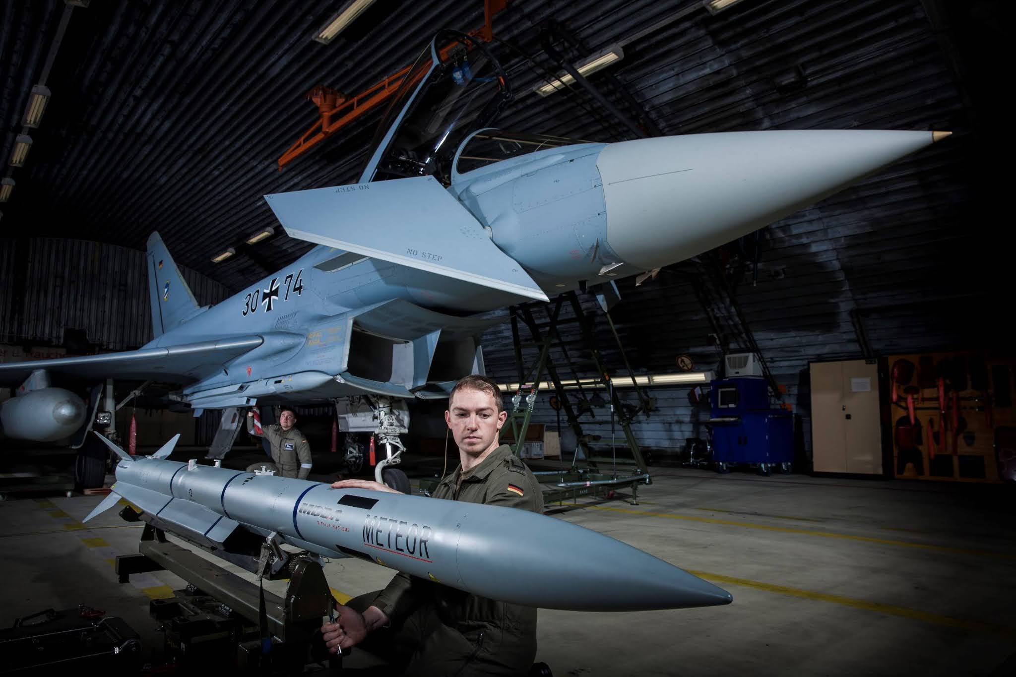 AAG_th บันทึกประจำวัน: เครื่องบินขับไล่ Eurofighter Typhoon เยอรมนี ...