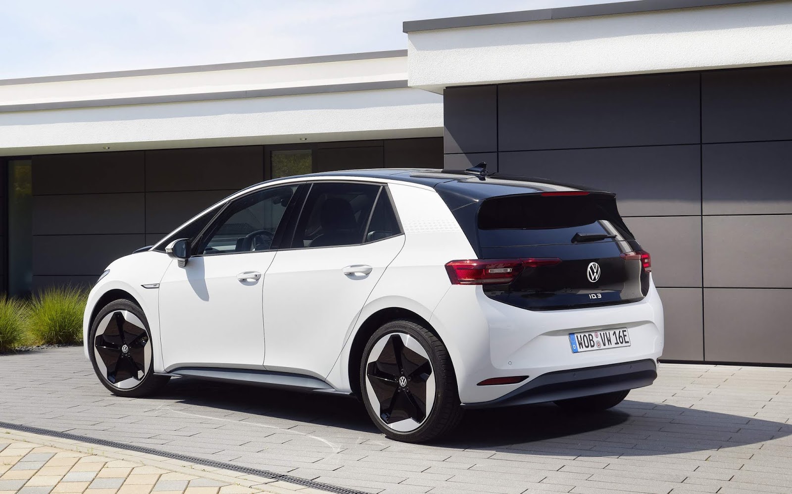 Volkswagen ID3 elétrico: fotos e especificações oficiais
