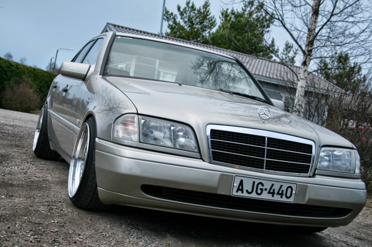 Mercedes-Benz W202 C220D Stance Style | BENZTUNING