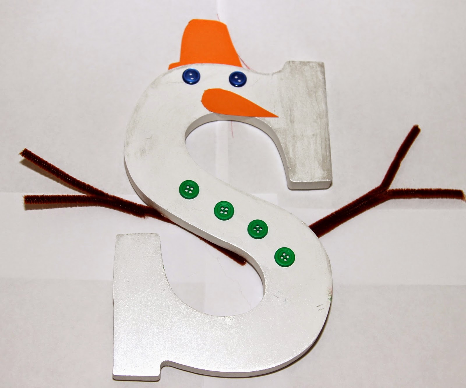 One Stop With KK: DIY : Alphabet Wall