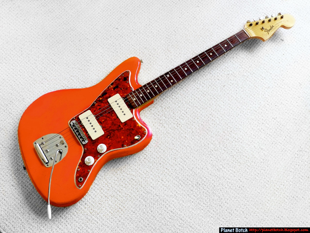 Fender Colour Mysteries: Fiesta Red and Salmon/Coral Pink | Planet Botch