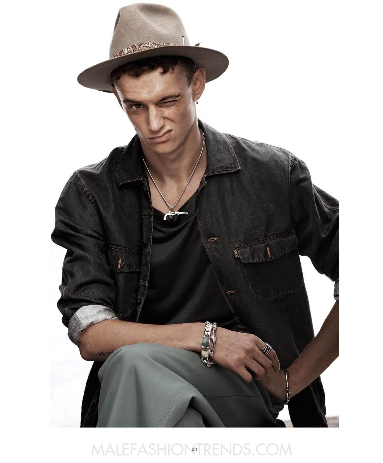 Tom Gaskin y Franz para Essential Homme por Sven Baenziger