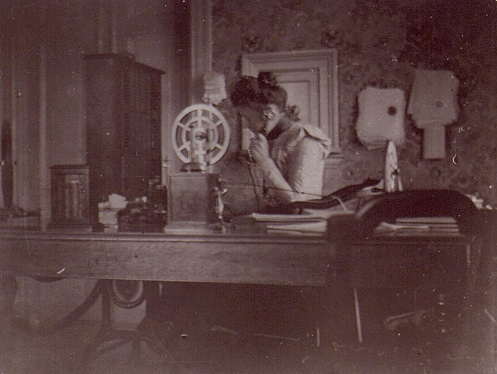 18 Rare Vintage Photographs of Swedish Telephone Operators at the Turn ...