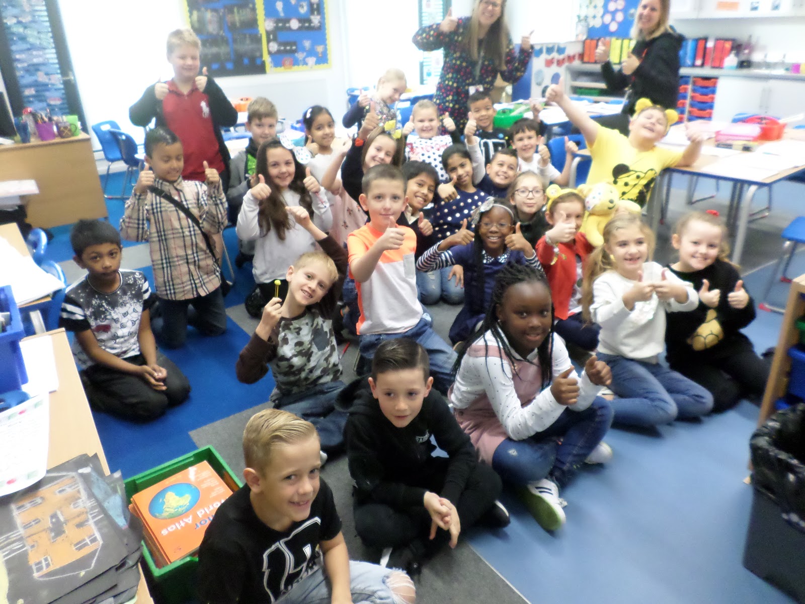 Suttons Primary School: Children In Need 2017 - Spotacular!