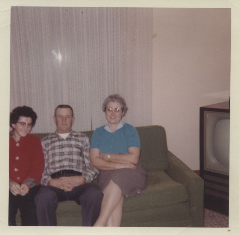 Living in the Sixties: 45 Intimate Photos Capture People at Home in the ...