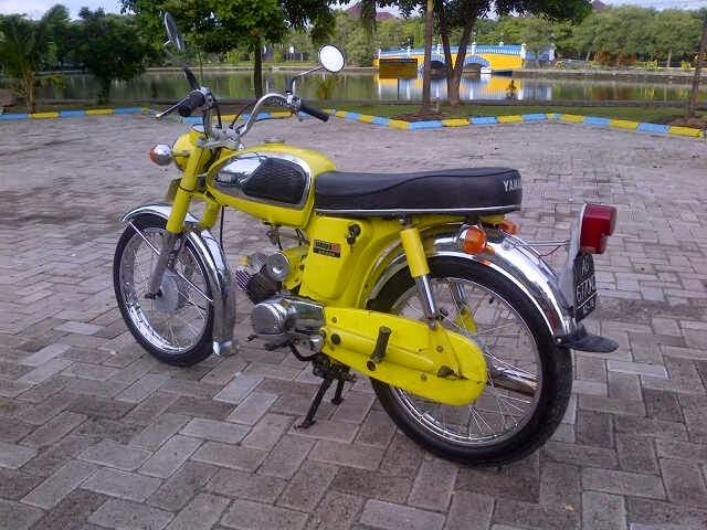 DIJUAL Motor Antik Yamaha L2 1968 - JEMBER - LAPAK MOBIL DAN MOTOR BEKAS