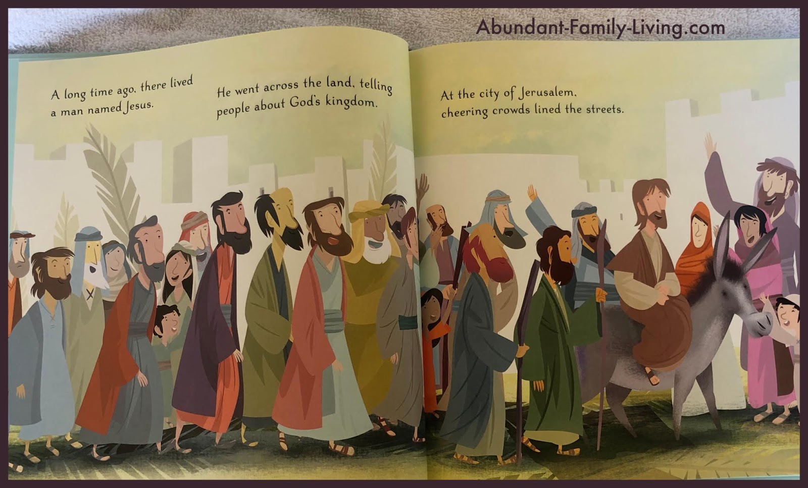 Abundant Family Living: The Easter Story (Retold by Russell Punter)