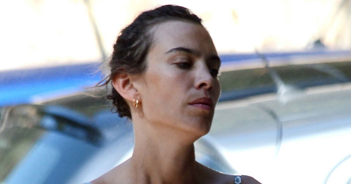 Alexa Chung at a Beach in Mallorca, August 21, 2016 | Celebs Today