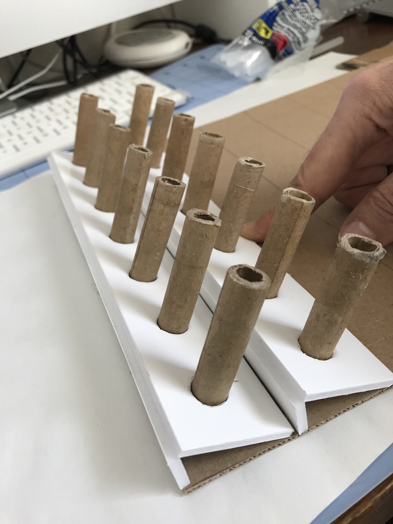 laCY life: DIY Spool Thread Drawer Organizer