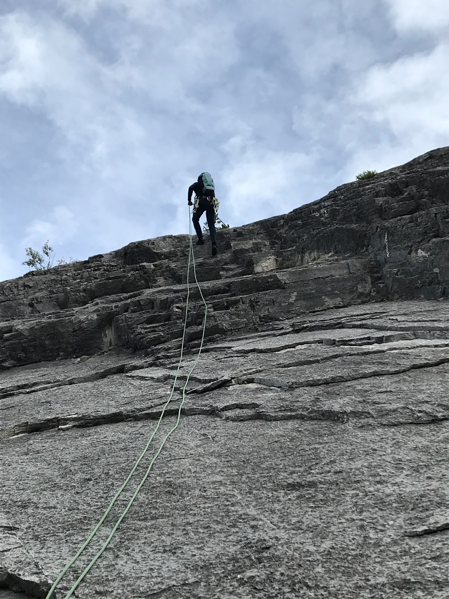Alpine Soft: Slabby PackSmacka - 5.7, 125m (4 pitches)
