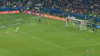 Gifs Da Seleção Brasileira: Alisson Becker