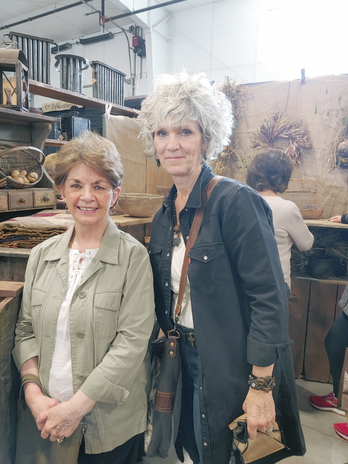 MY COLONIAL HOME: HAPPY MAY EVERYONE!