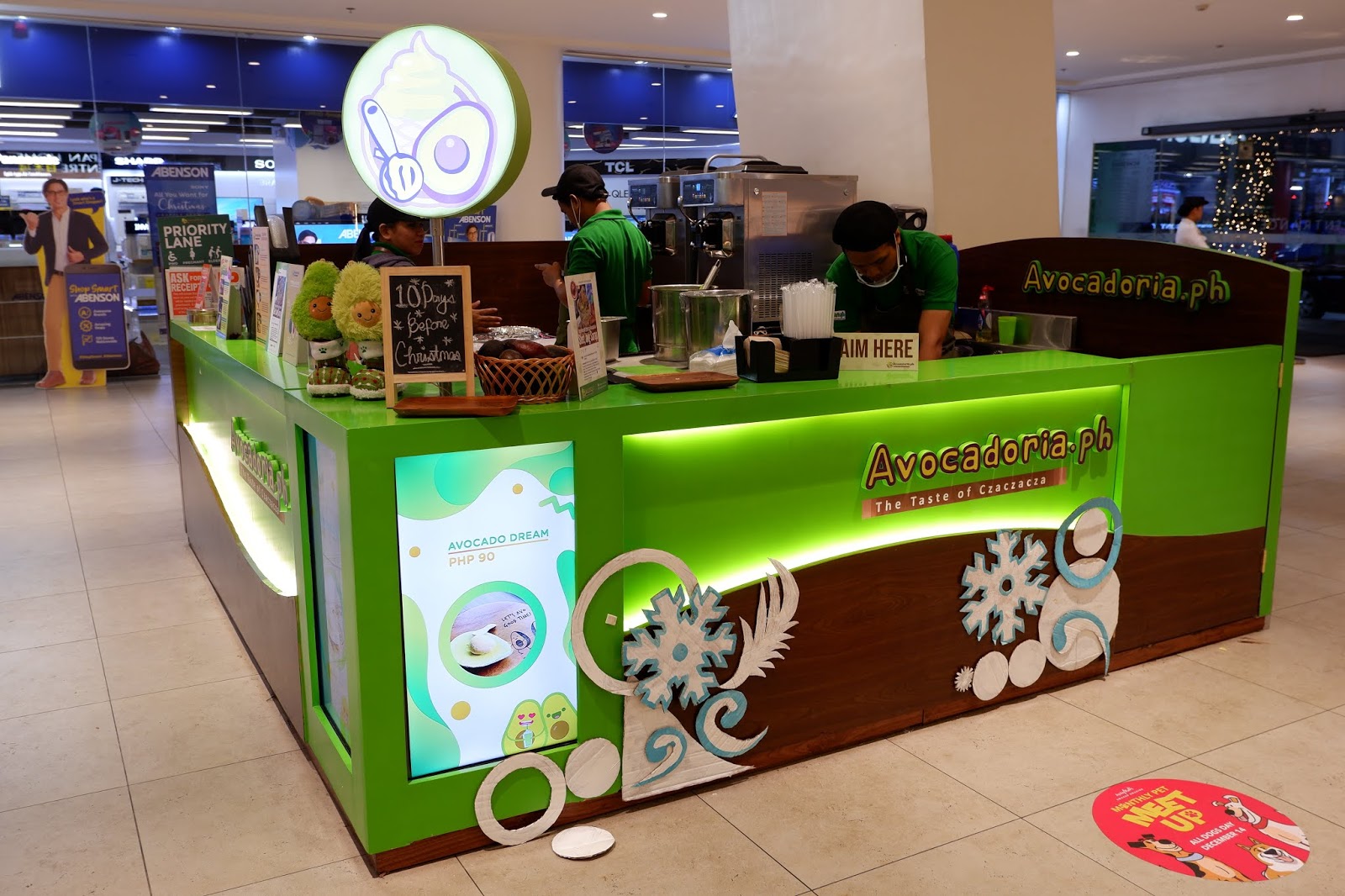 Sand Under My Feet: Avocadoria: Here to Fulfill Your Avocado Dreams