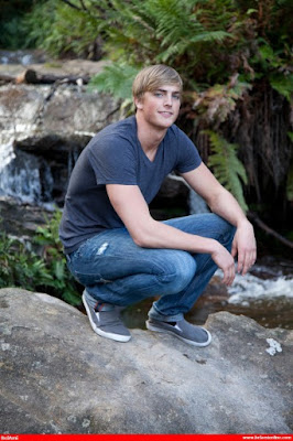 Mick Lovell | Modelos da BelAmi - Content G