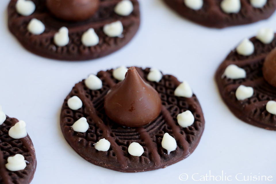 Catholic Cuisine: Viking Shield Cookies for the Feast of St. Magnus