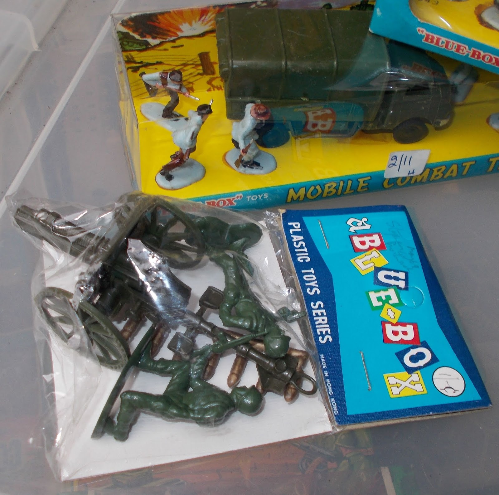 T is for Two - Briefly "Blue-Box" | Small Scale World