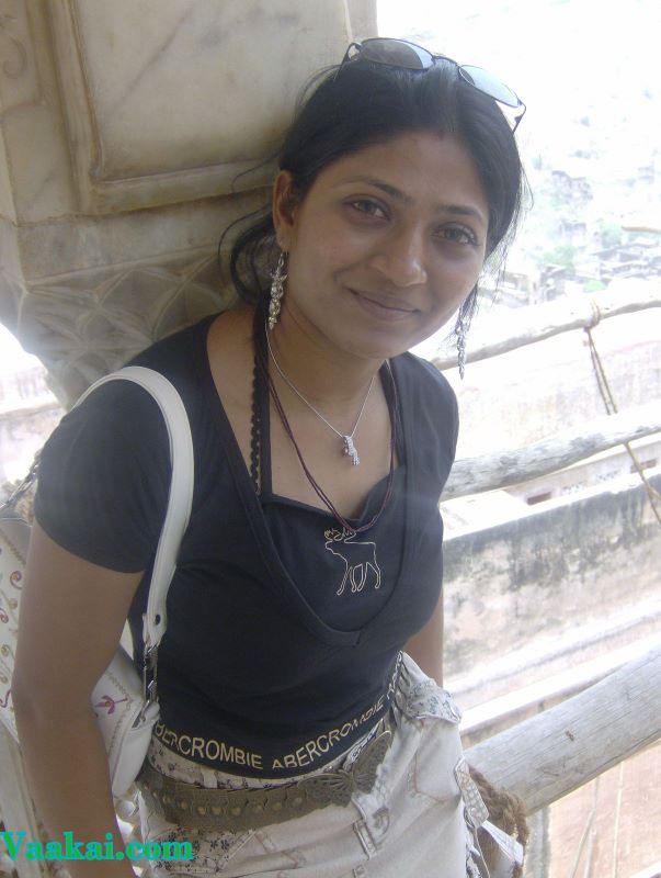 Dark Knight Us Gujarat Aunties Hot Wallpapers
