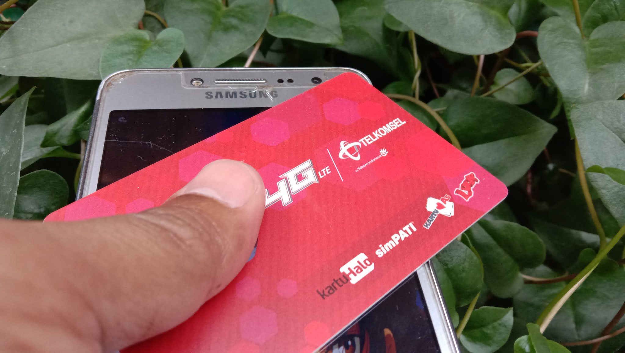 Kartu SIM Card SimPATI Melewati Masa Tenggang, Bikin Repot Juga - Om Koodok