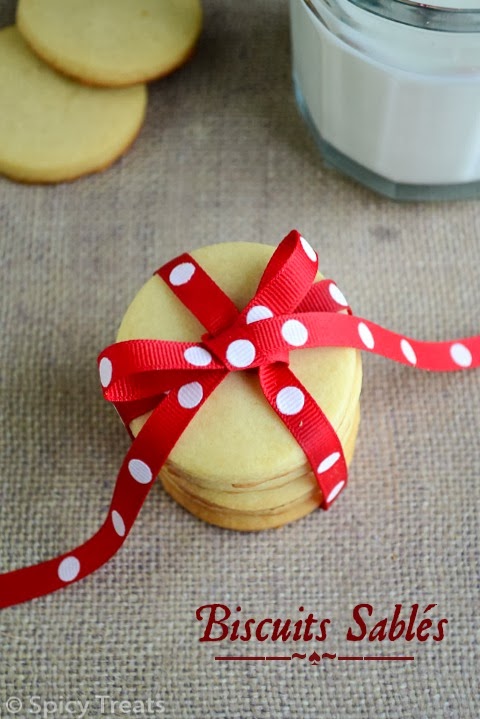 Spicy Treats: Biscuit Sablé / Eggless French Shortbread Biscuits ...