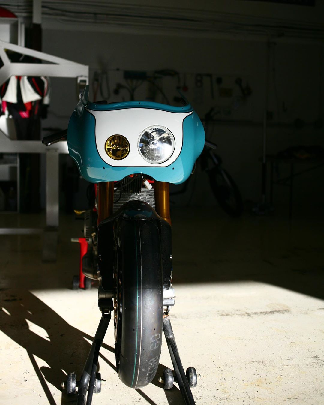 1200ss / Scales Studio